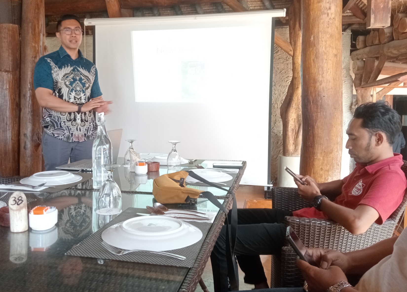 Novotel Lombok Hadirkan Perayaan Tahun Baru “Tropical Beach Night Party ...